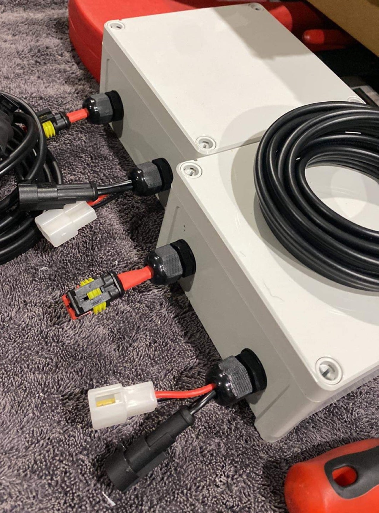 Electric Wildtrak Roller Lid Wire loom & Wireless KEY FOB controller ...