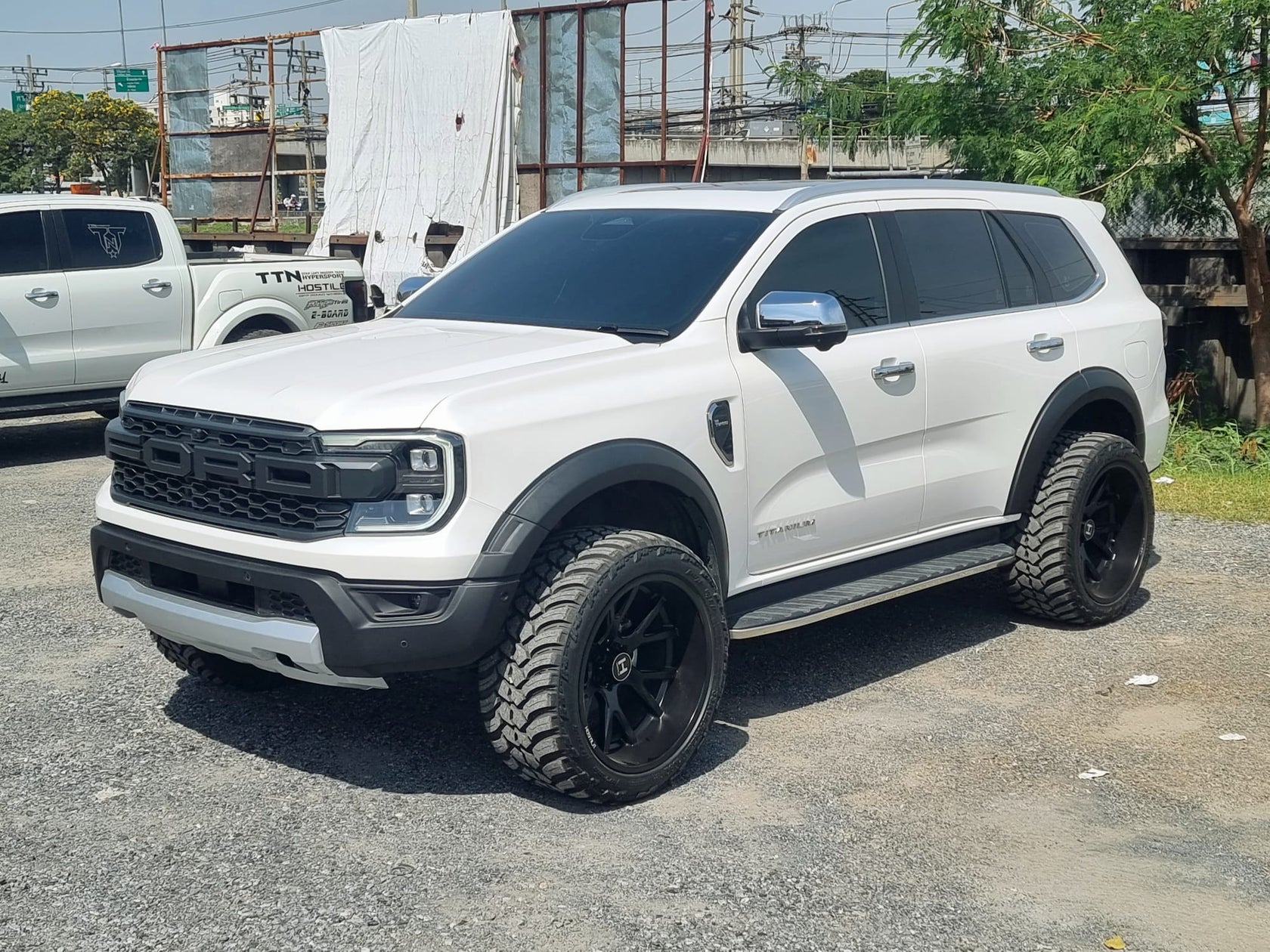 NEXT-GEN EVEREST RAPTOR WIDE BODY KIT, FRONT BUMPER & REAL RAPTOR GRIL ...